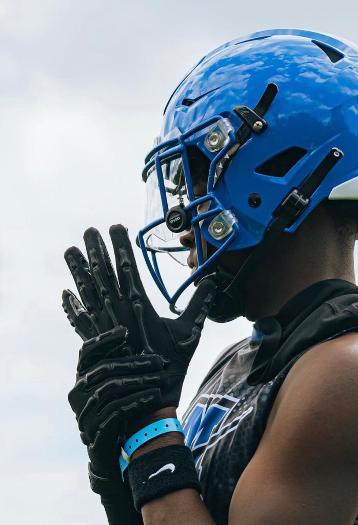 Reaper COLORS Bones Football Gloves – Rivel Athletics