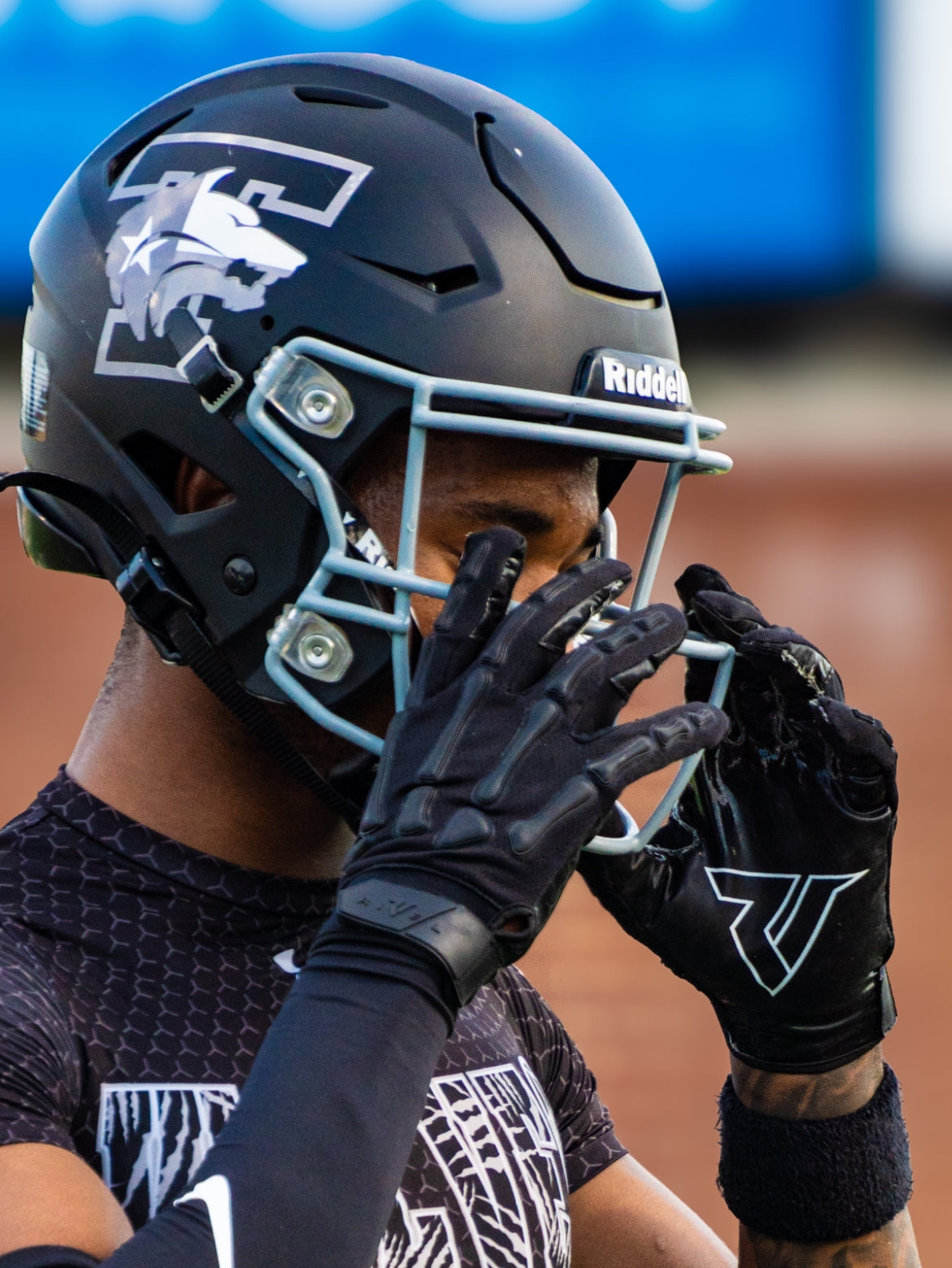 Reaper COLORS Bones Football Gloves – Rivel Athletics